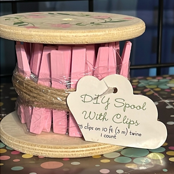 Target | Office | New Diy Spool With Pink Clips 25 Clips On Ft Twine ...